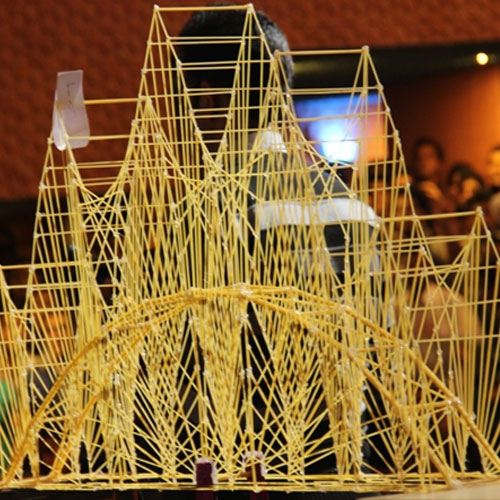 سازه های ماکارونی ساده برای کودکان | با یک تیم حرفه ای - لکوایران